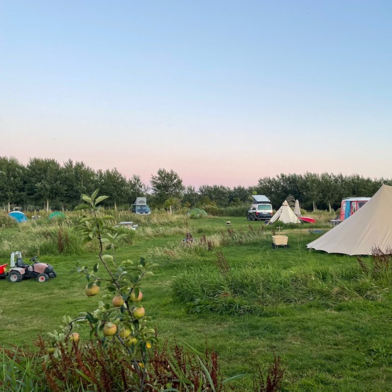 Kamperen bij de boer - Boerderijcampings | Bijzonderecamping.nl